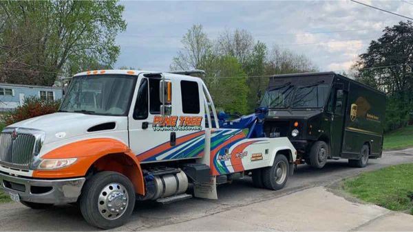 Heavy Truck Towing Southeast Ohio | Commercial Truck Towing I-70 & I-77